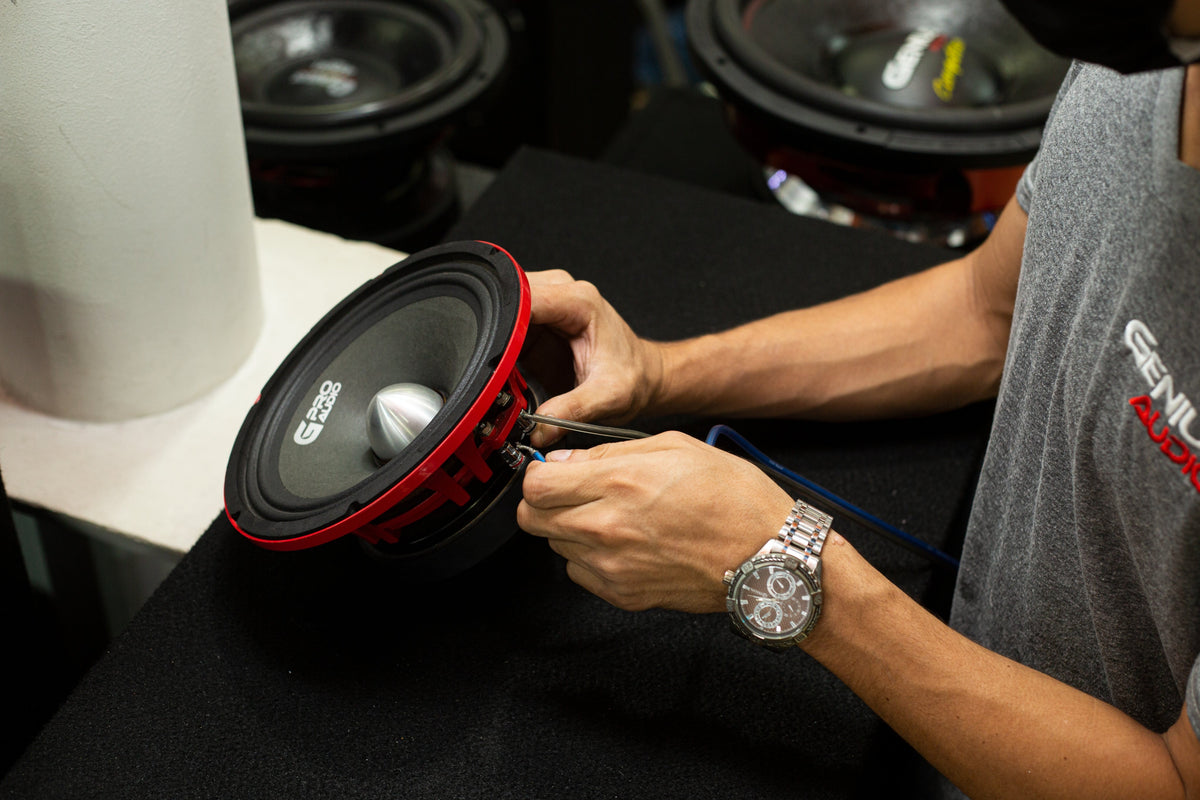 ¿Cómo funciona un medio rango o mid range? – Genius Audio